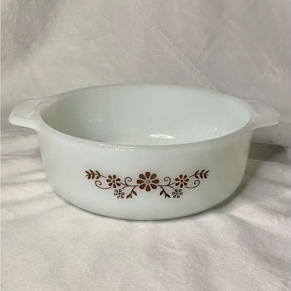 Dynaware | Kitchen | Vintage Dynaware Pyr O Rey Milk Glass Casserole ...